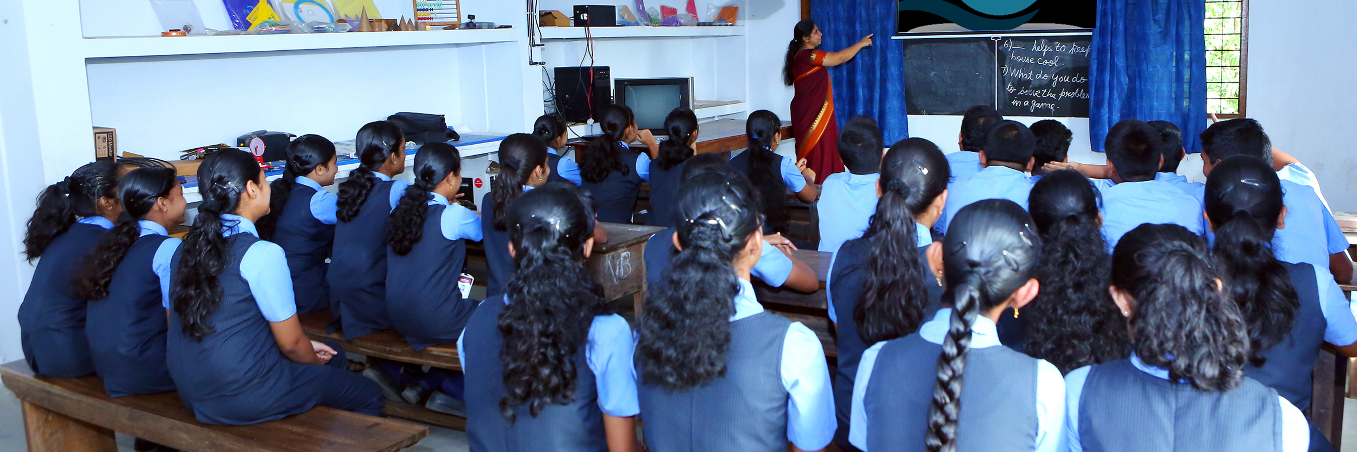 SANTOM PUBLIC SCHOOL